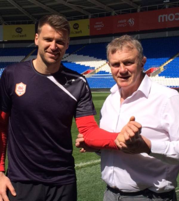 About - Dr. Chris Wilson - Orthopaedic Surgeon Wales